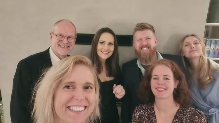 Agder Venstre - På lag med framtida.