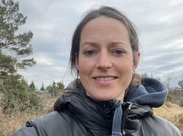 Anne Marit Seljeseth - Kinn Venstre