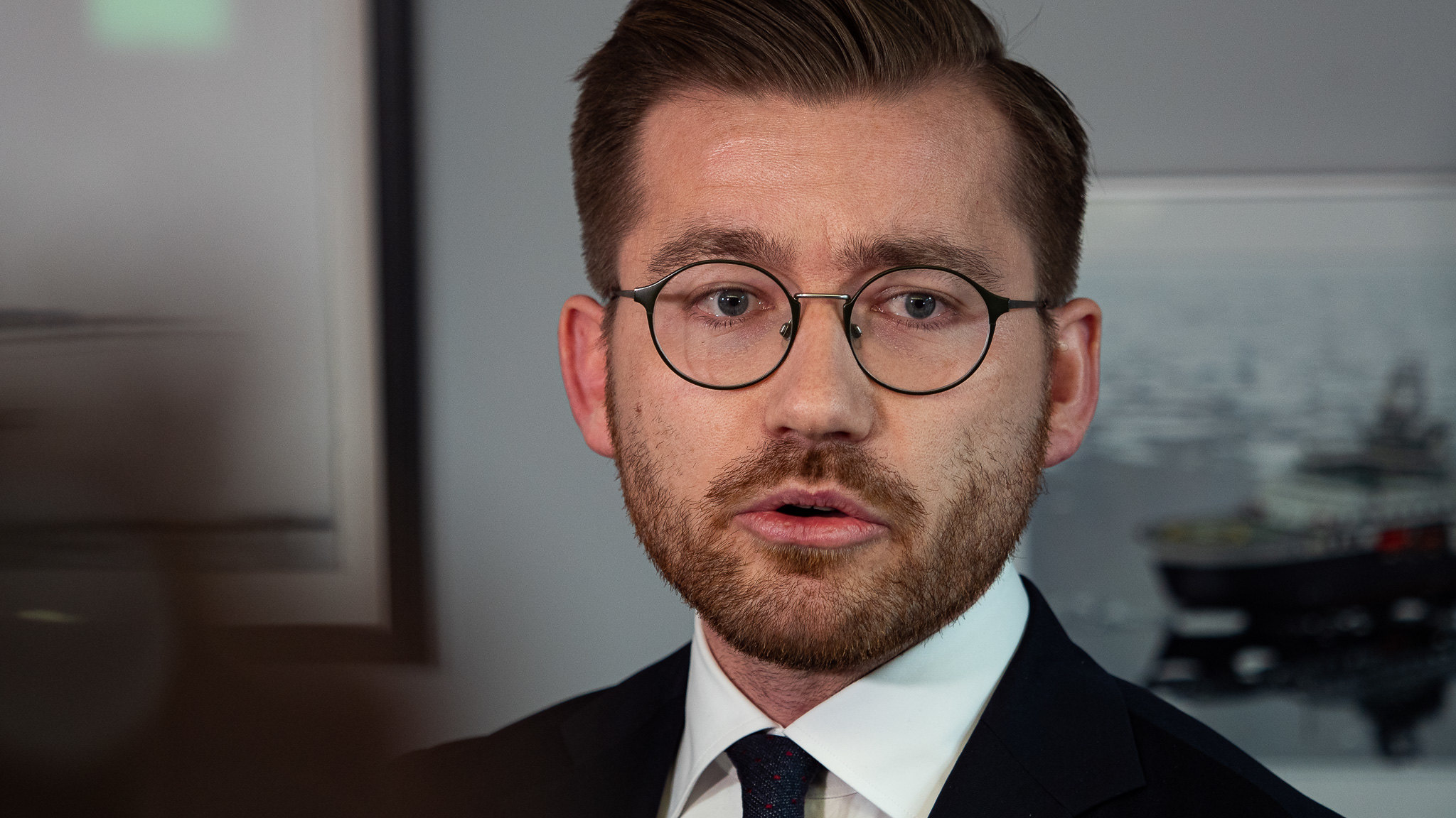 Sveinung Rotevatn: Budsjettavtalen gir økt skatt og billigere diesel ...